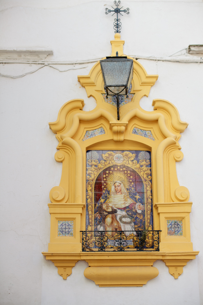 Window in Seville - Entouriste
