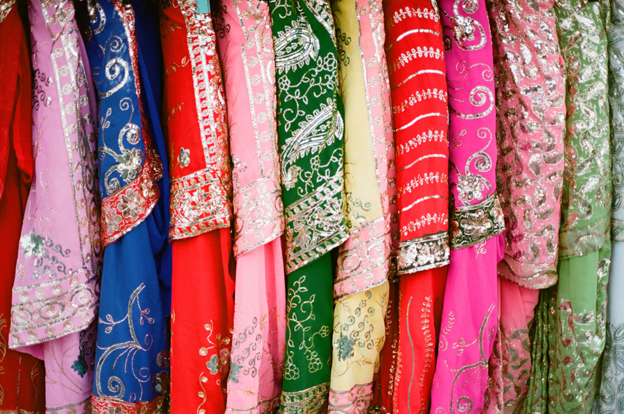 Chinatown Bangkok Bright Textiles - Entouriste