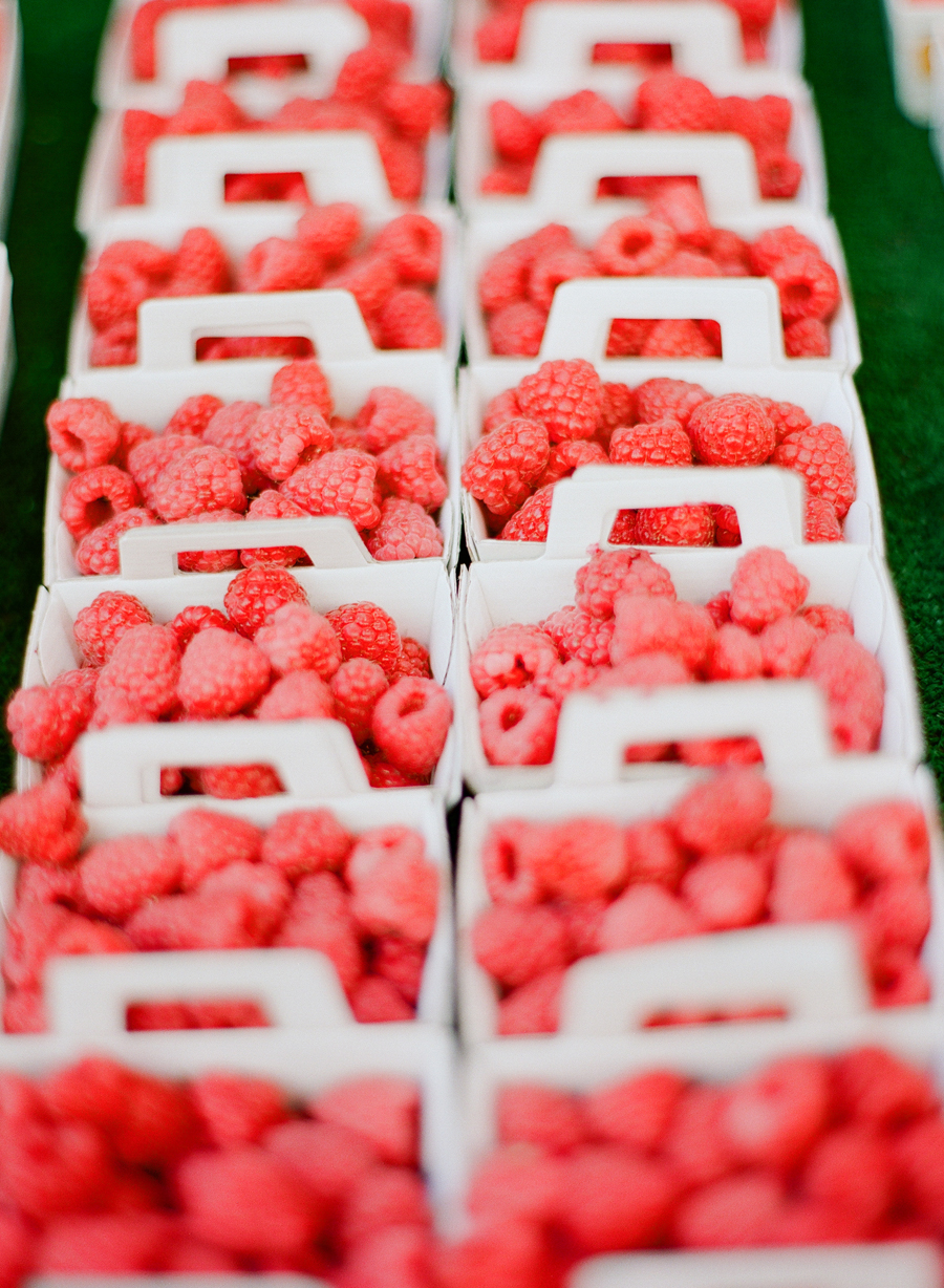 Fresh Raspberries in the Aix en Provence - Entouriste