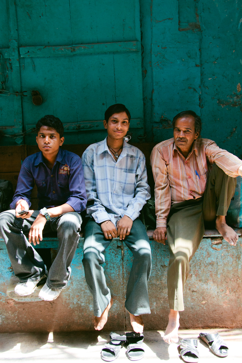 Men in Delhi - Entouriste