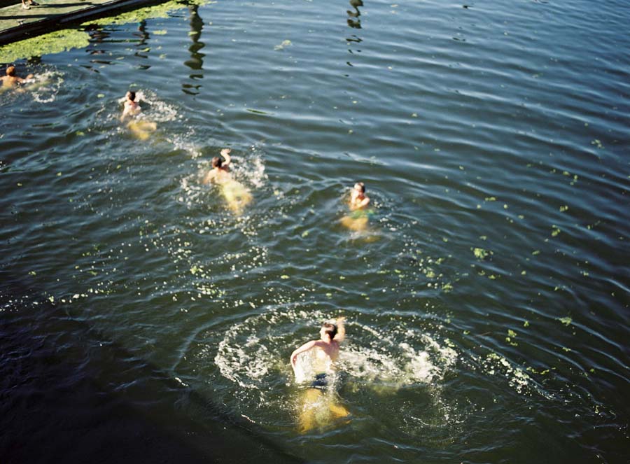 Swimming in Magdalen - Entouriste
