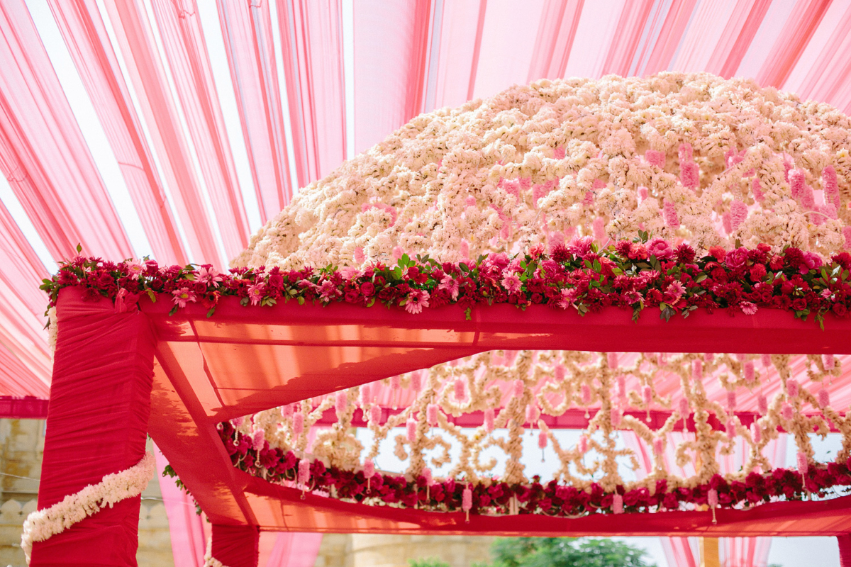 Flower Dome at Pheras Ceremony at Suryagarh Palace in India - Entouriste
