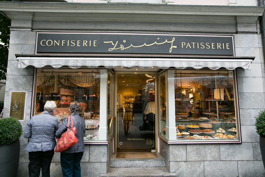 Bakery Windows in Baden Baden Germany - Entouriste