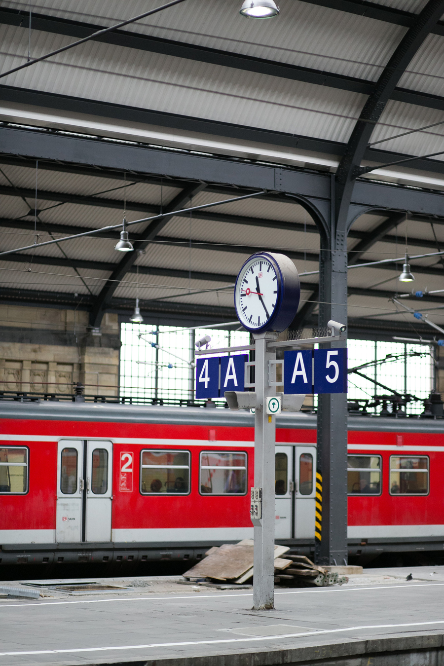 Train Station in Rudesheim Germany - Entouriste