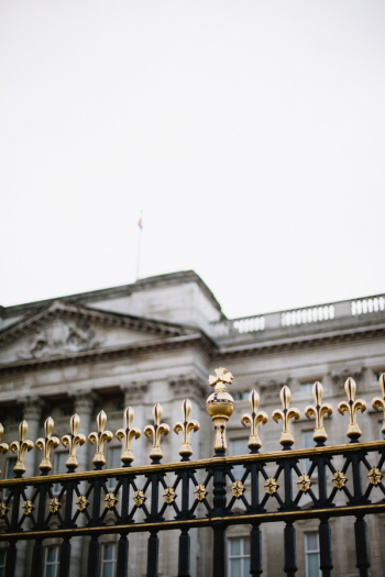 Detailed Fence in London England - Entouriste