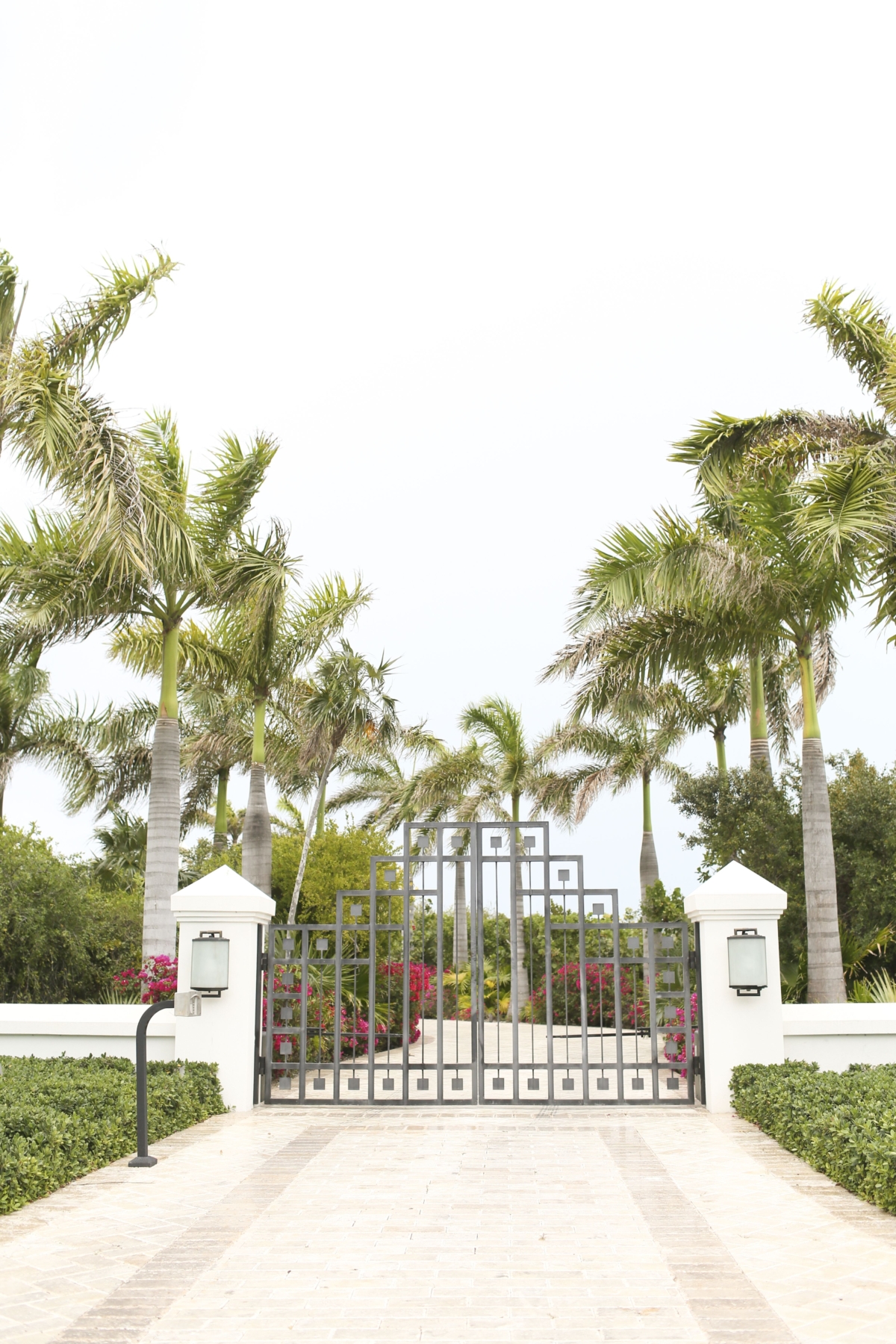 Entrance to Turtle Bay in Providenciales - Entouriste