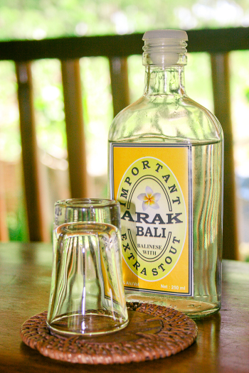 Arak Liquor in Ubud Bali - Entouriste